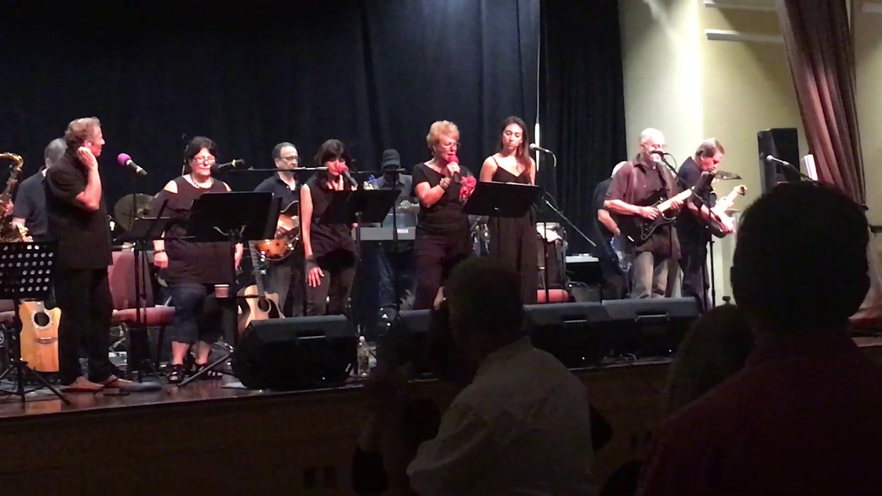 Break It To Me Gently - The Stonebridge Jammers